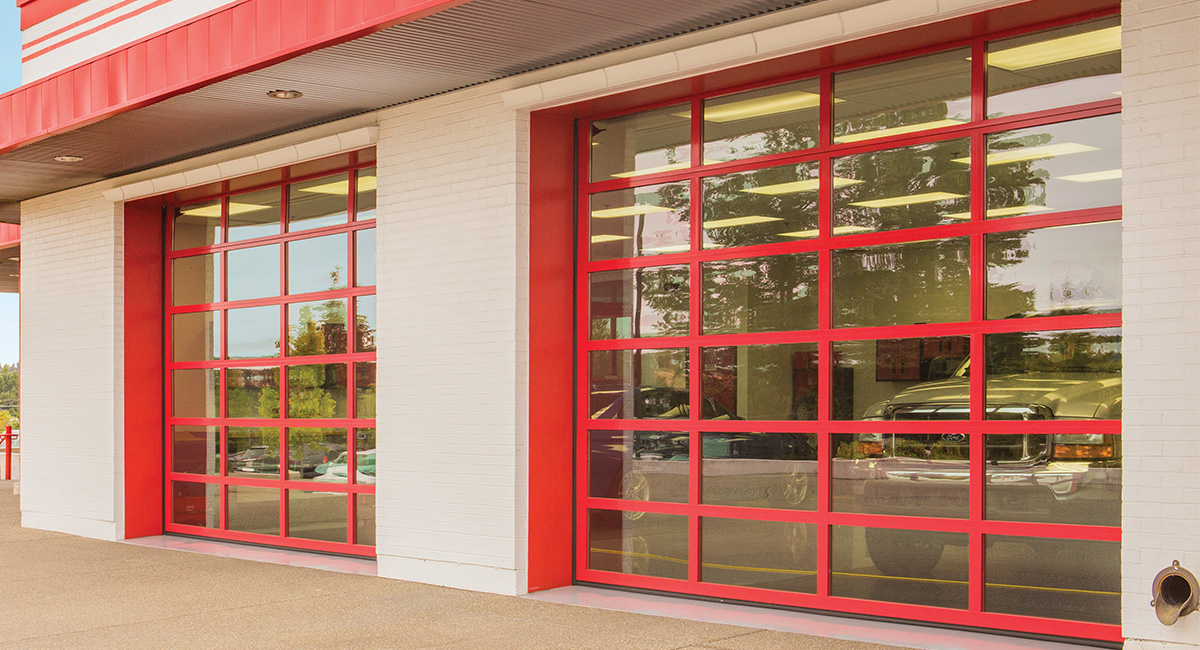 The Impact of Glass Panel Overhead Doors in Commercial Spaces